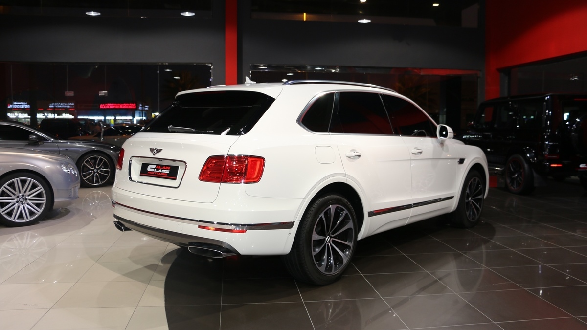 Alain Class Motors | Bentley Bentayga Signature Edition