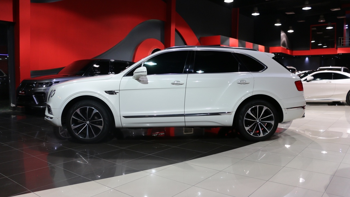 Alain Class Motors | Bentley Bentayga Signature Edition