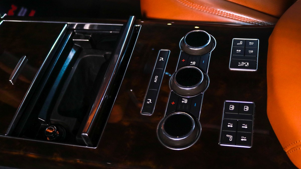 Alain Class Motors | Range Rover Autobiography LWB