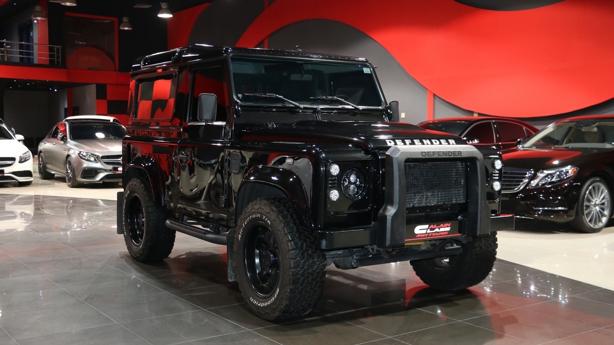 Alain Class Motors | Land Rover Defender