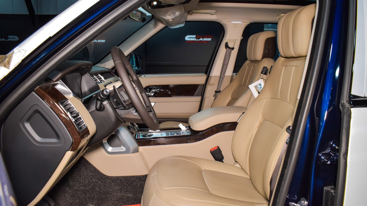 Alain Class Motors | Range Rover Vogue