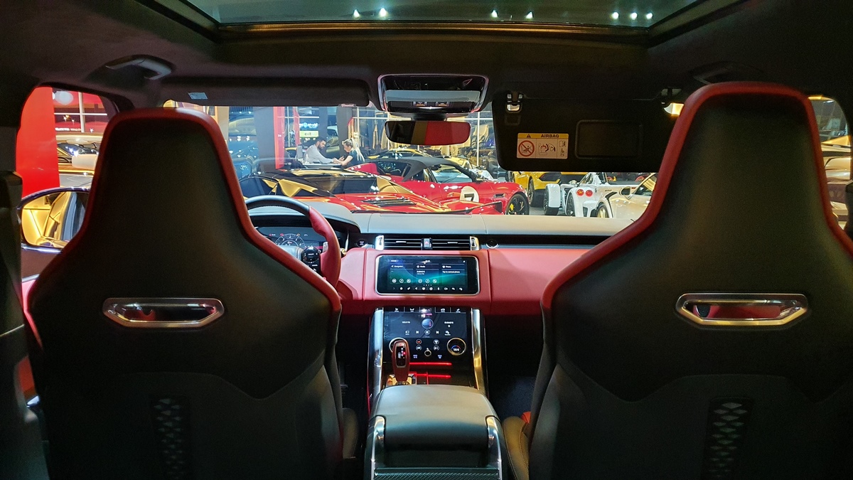 Alain Class Motors | Range Rover Sport SVR