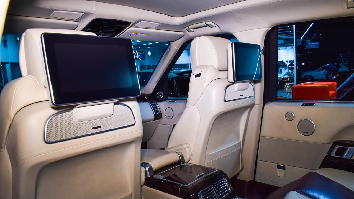 Alain Class Motors | Range Rover SV Autobiography