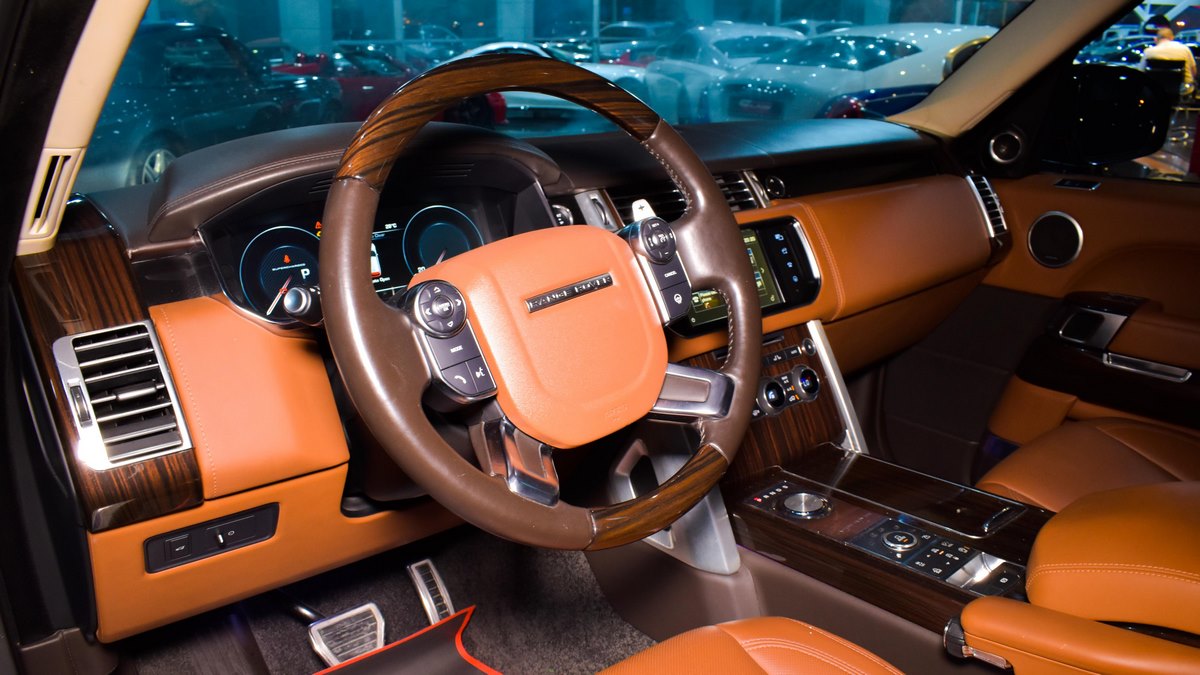 Alain Class Motors | Range Rover SV Autobiography