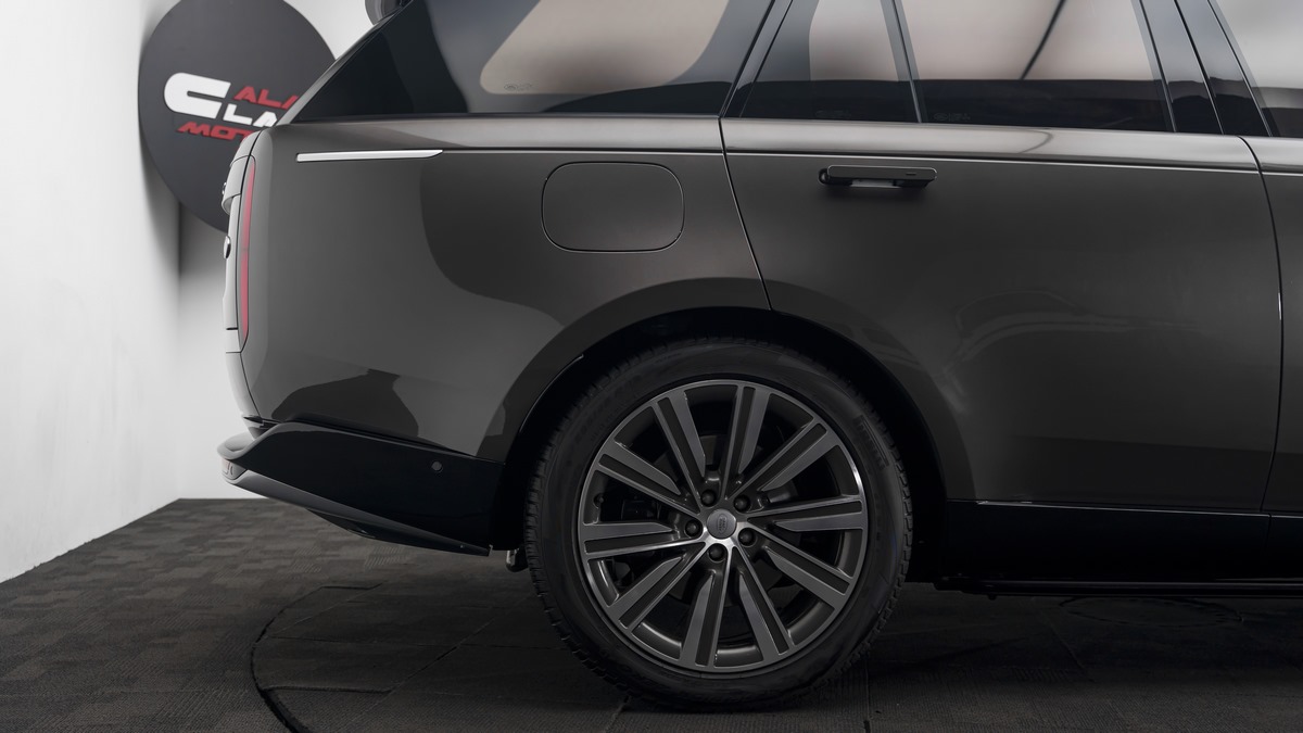 Alain Class Motors | Range Rover Autobiography P530