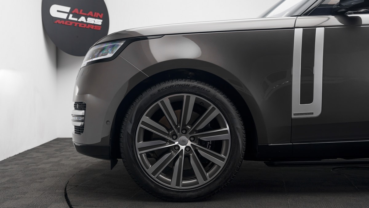 Alain Class Motors | Range Rover Autobiography P530