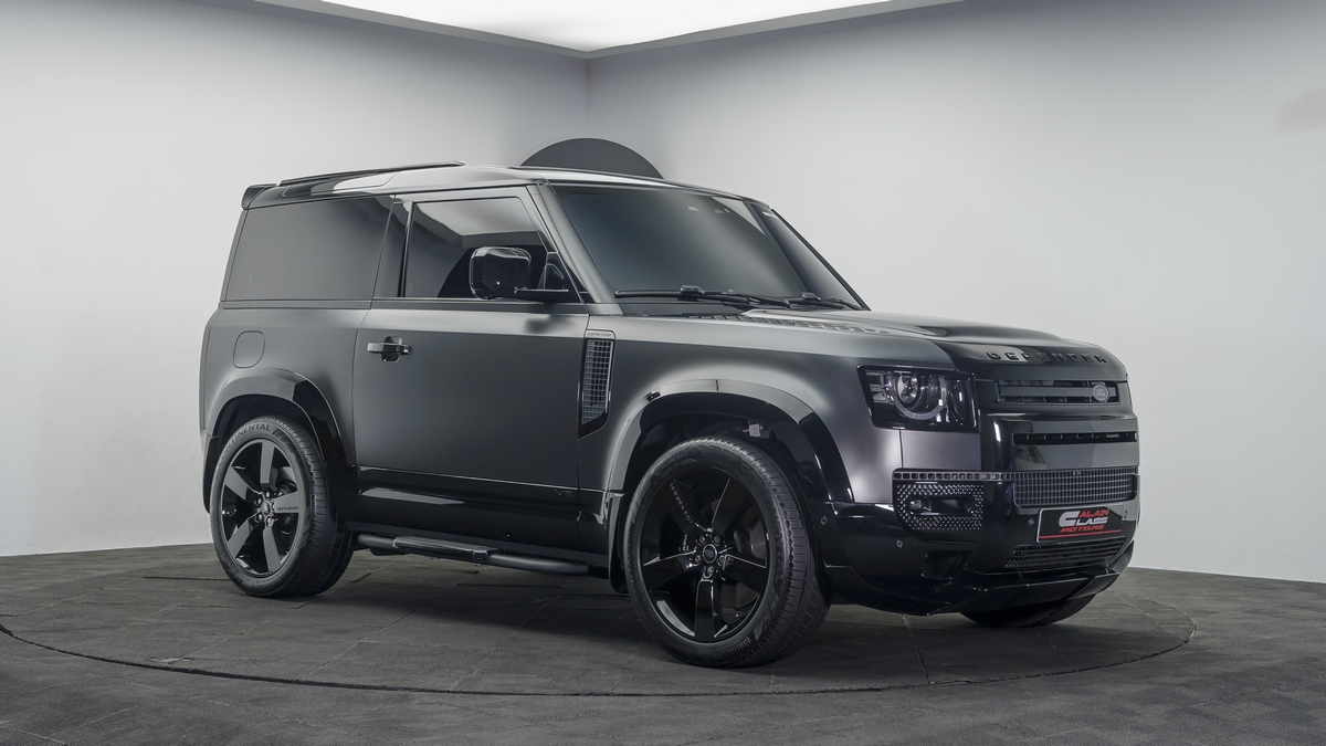 Alain Class Motors | Land Rover Defender 90 Carpathian Edition P525