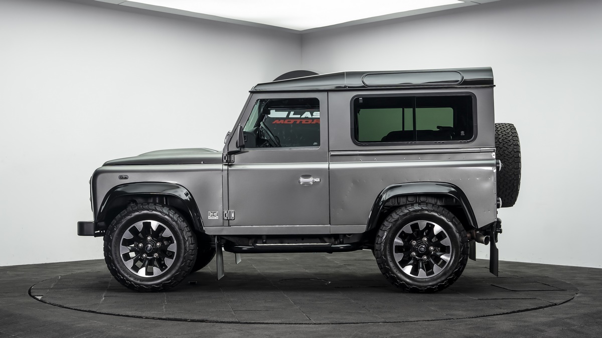Alain Class Motors | Land Rover Defender 70th Edition 1 of 150