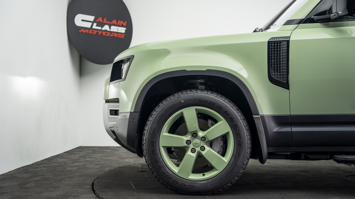 Alain Class Motors | Land Rover Defender P400 75th Limited Edition