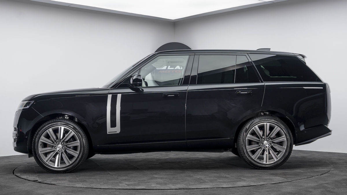 Alain Class Motors | Range Rover Autobiography P530