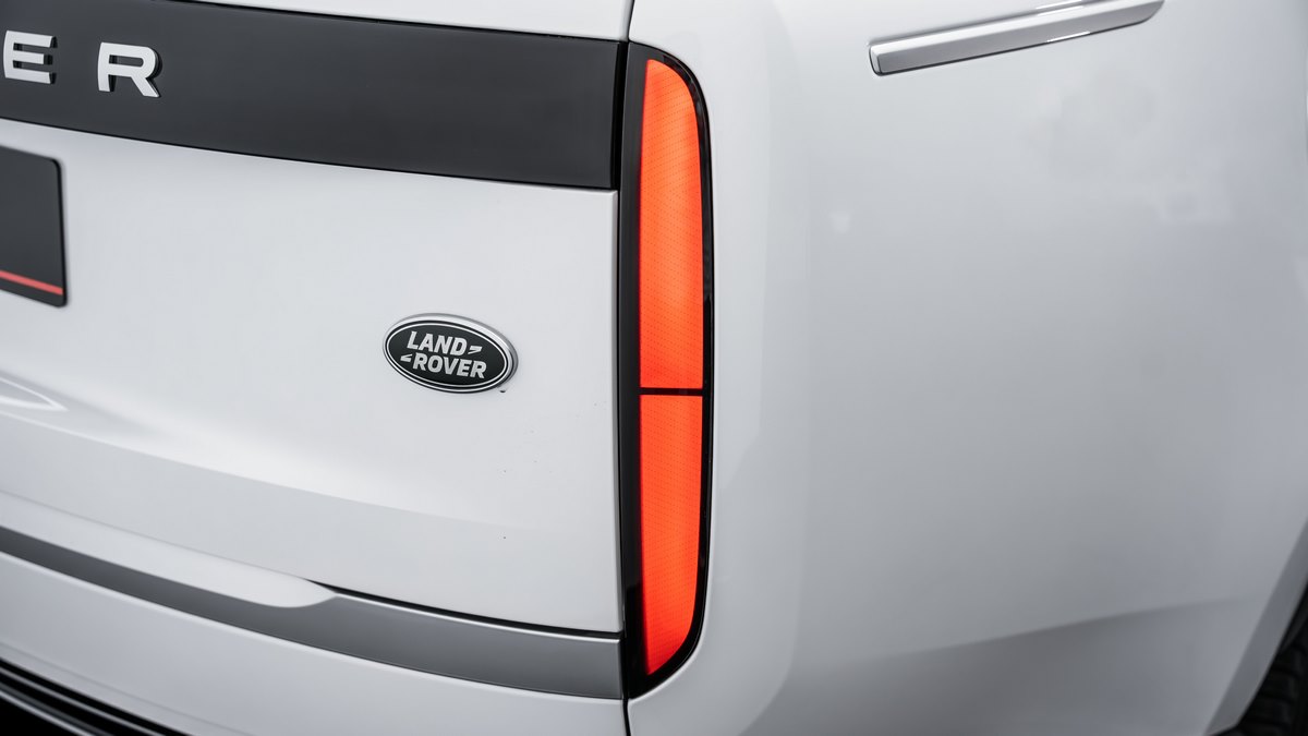 Alain Class Motors | Range Rover Autobiography P530