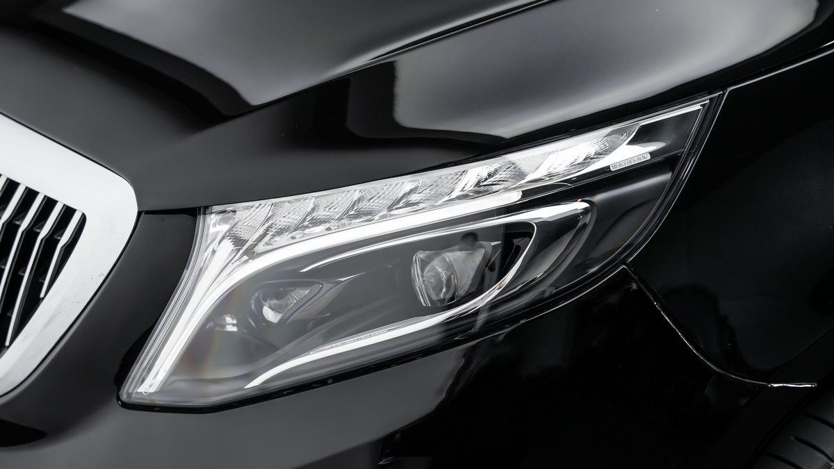 Alain Class Motors | Mercedes-Benz V250 Maybach Kit