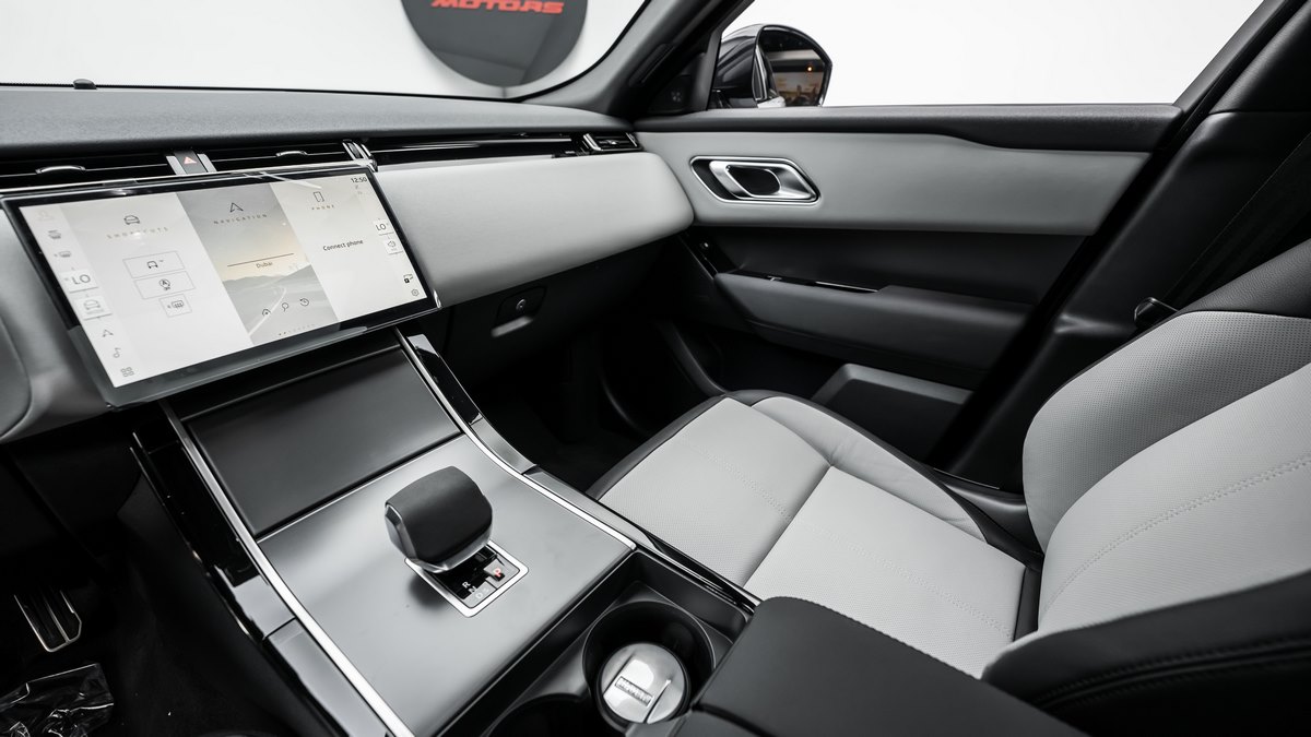 Alain Class Motors | Range Rover Velar Dynamic SE P250