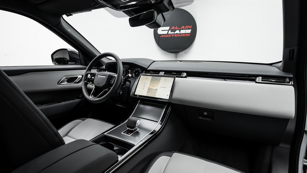 Alain Class Motors | Range Rover Velar Dynamic SE P250