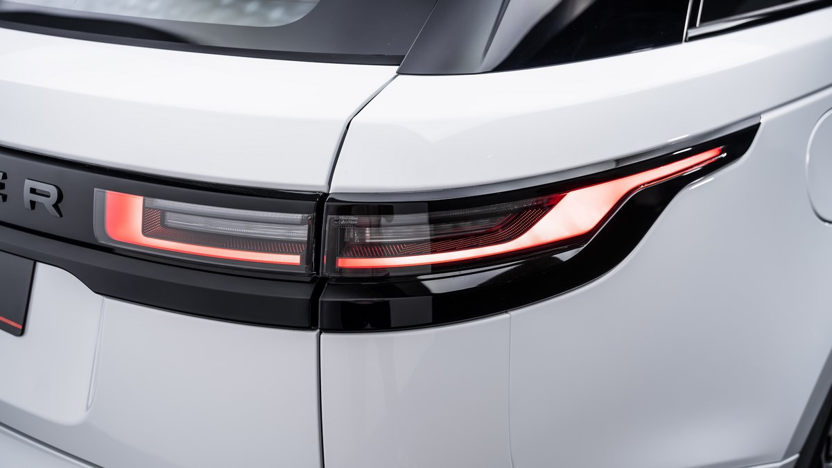 Alain Class Motors | Range Rover Velar Dynamic SE P250