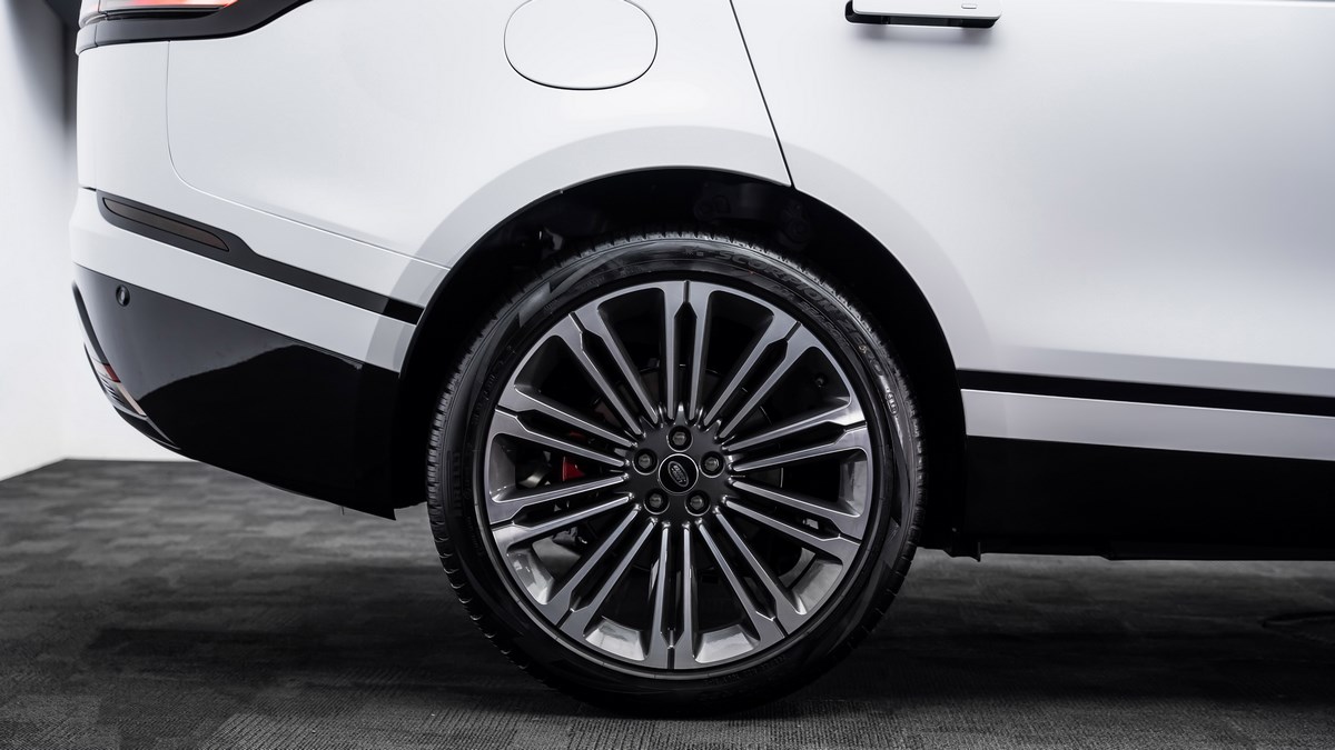 Alain Class Motors | Range Rover Velar Dynamic SE P250