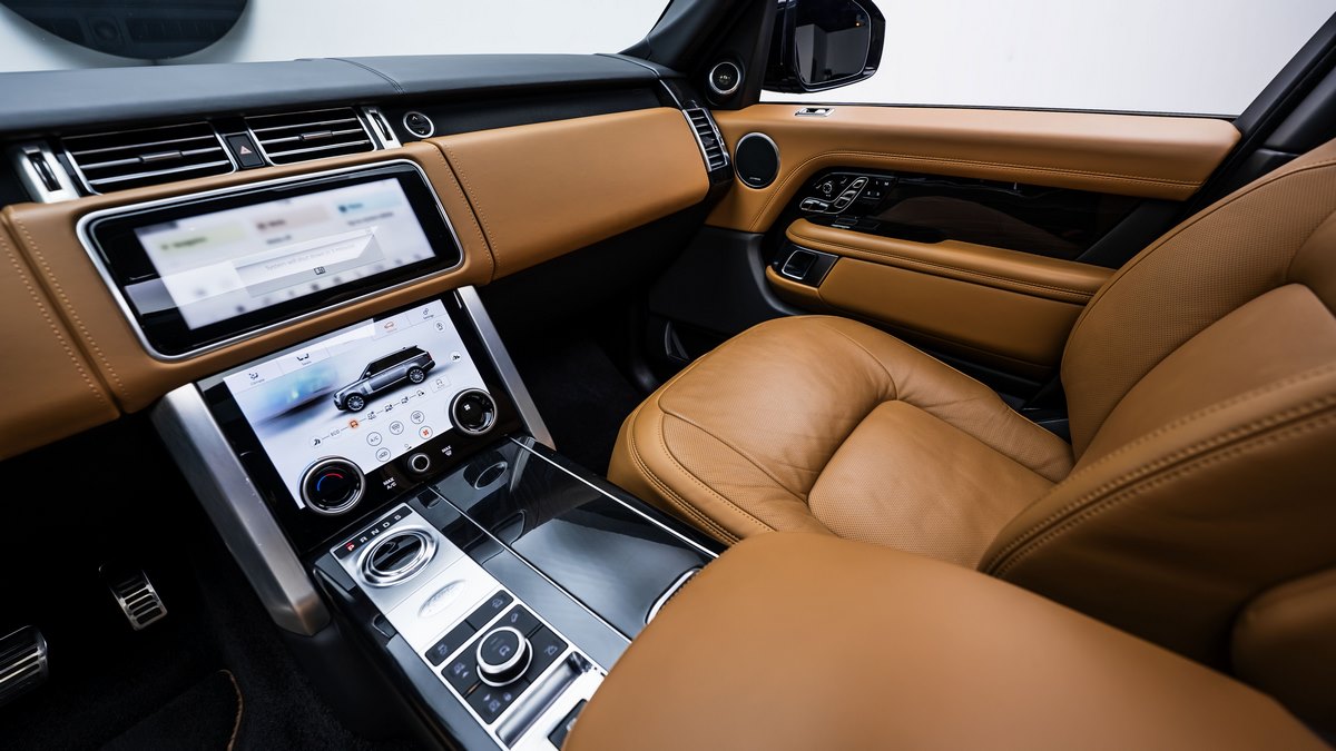 Alain Class Motors | Range Rover Vogue Autobiography P525 LWB