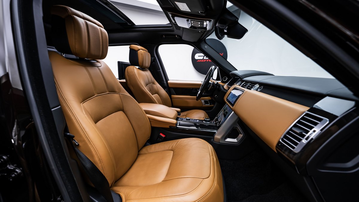 Alain Class Motors | Range Rover Vogue Autobiography P525 LWB