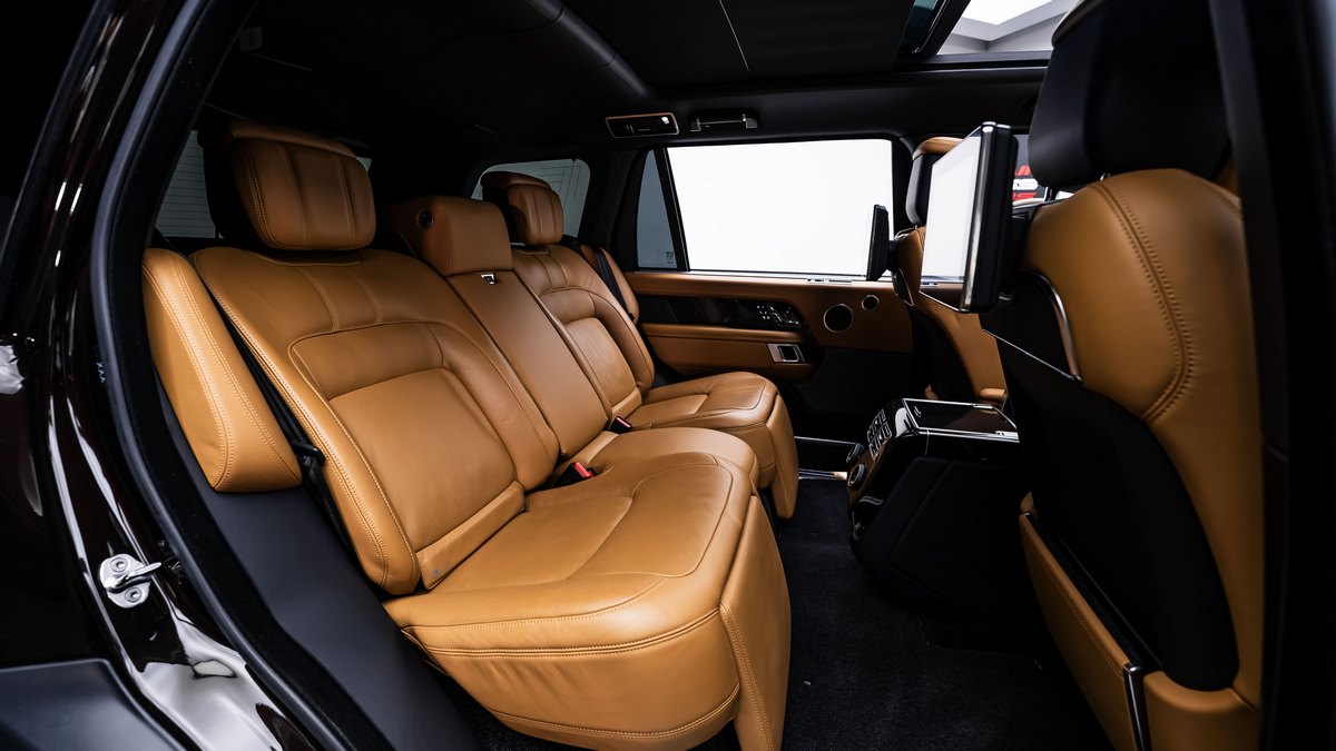 Alain Class Motors | Range Rover Vogue Autobiography P525 LWB