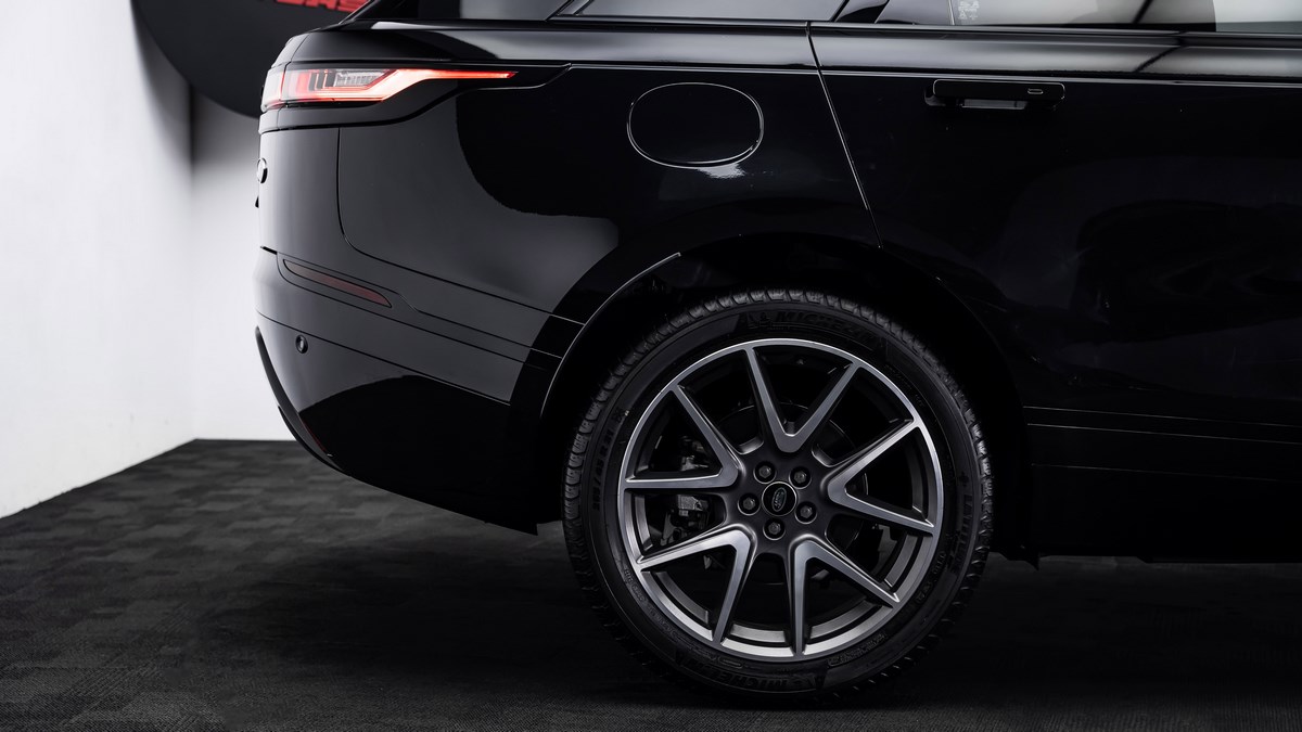 Alain Class Motors | Range Rover Velar SE P250