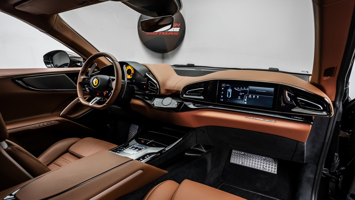 Alain Class Motors | Ferrari Purosangue