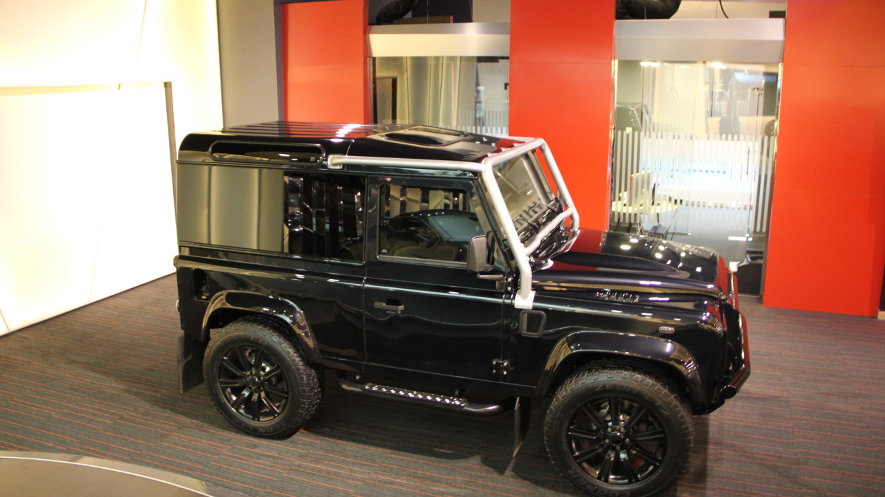 Alain Class Motors | LAND ROVER Defender Icon